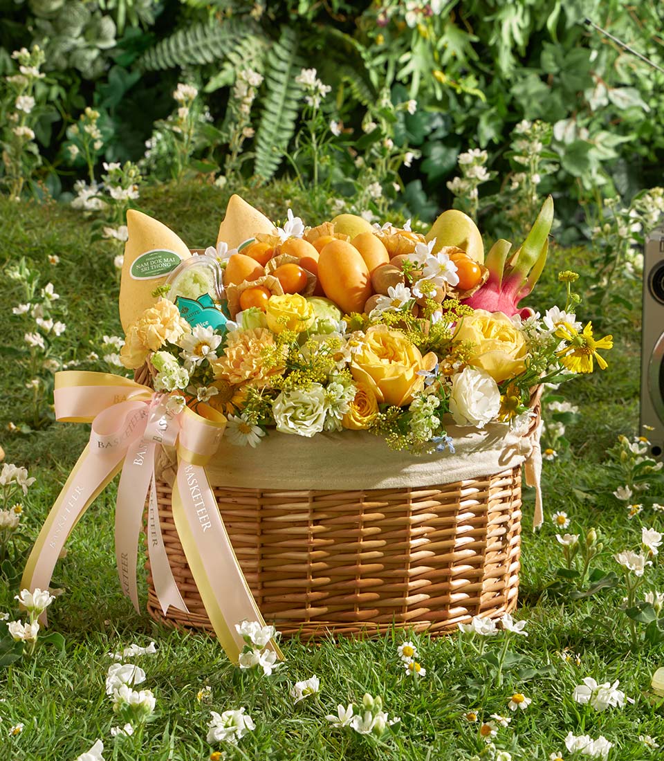 Summer Fruit Basket with Flowers and Mayongchid - Bangkok Same-day Delivery
